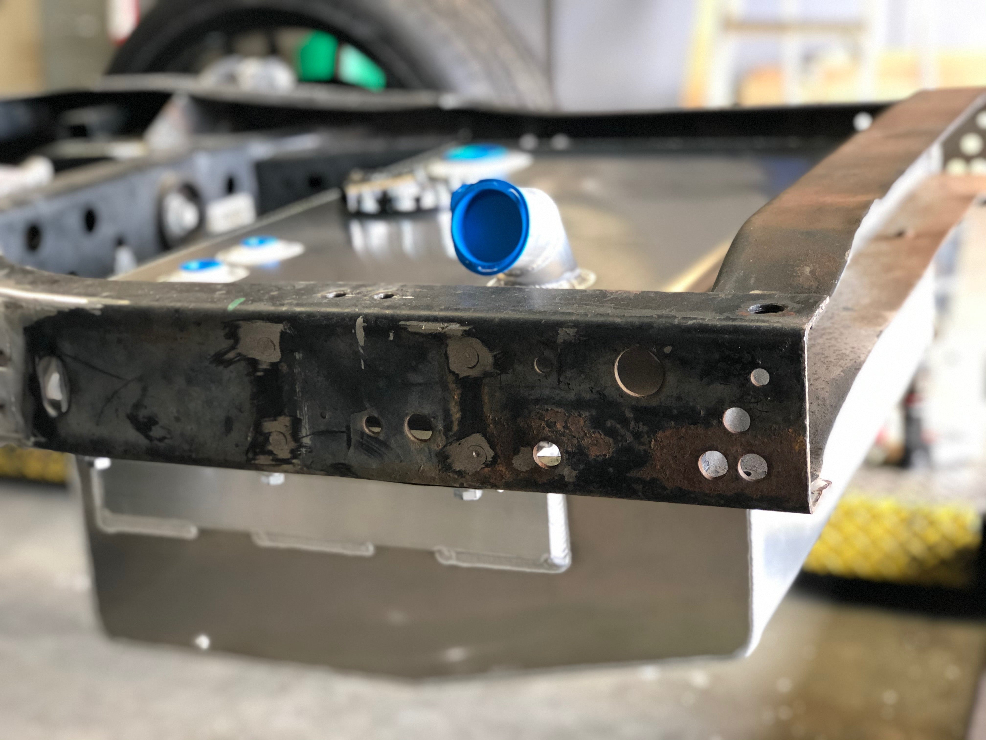 ATP F100 Side Fill Fuel Tank w/Aeromotive Pump assembly – ATP designs